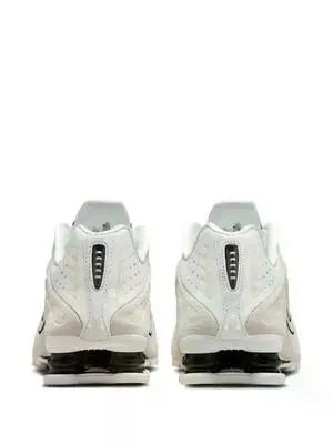 Nike Shox R4 Sneakers - White