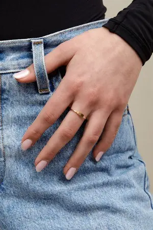 SET & STONES Juliette Signet Ring