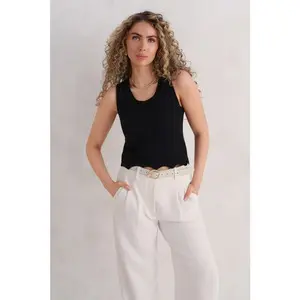 Kada Tops