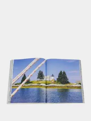 GESTALTEN Sailing The Seas Book
