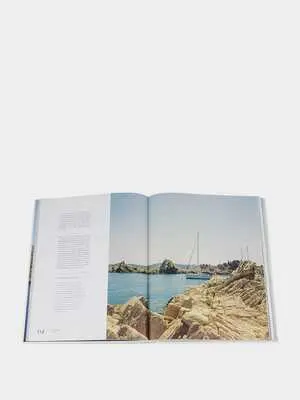 GESTALTEN Sailing The Seas Book