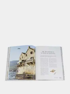 GESTALTEN Sailing The Seas Book