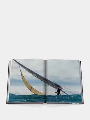 Assouline Yacht Club De Monaco Book - Multicolour