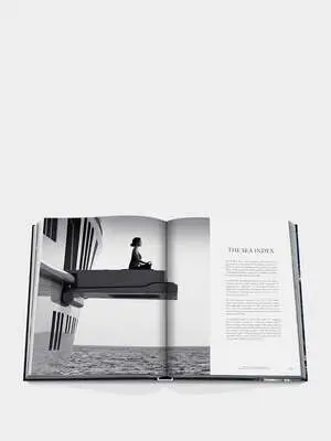 Assouline Yacht Club De Monaco Book - Multicolour