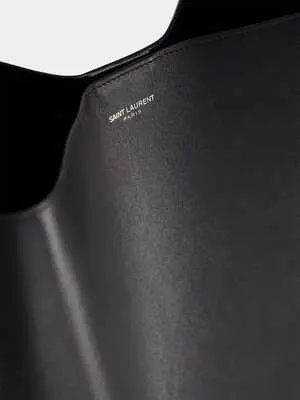 Saint Laurent Bold Hobo Bag In Smooth Leather - Black