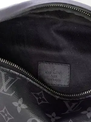 LOUIS VUITTON Discovery Bumbag Monogram Eclipse Canvas Belt Bag - Black