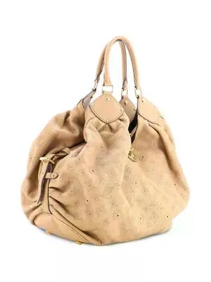 LOUIS VUITTON Xl Mahina Leather Hobo Bag - Neutrals