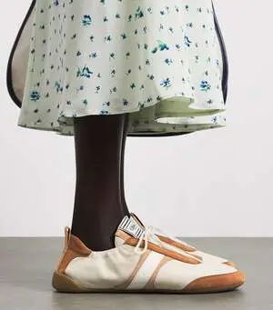 Chloé Leather-suede Kick Sneakers - Brown