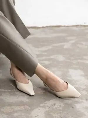 AMINA MUADDI Jamie Slingback Mid-Heel Pumps