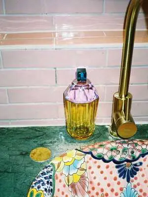 REFLECTIONS COPENHAGEN Long Island Crystal Bonbonniere - Multicolour