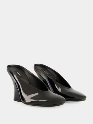 Givenchy Sculpted Patent Heeled Mules - Black