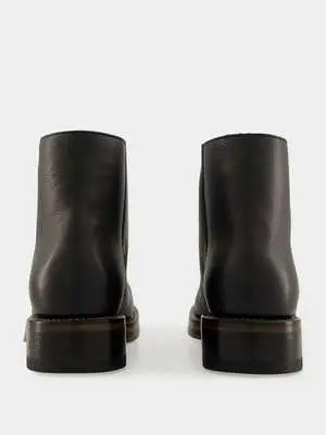 Alexander McQueen Calf Leather Maker Zip Boots