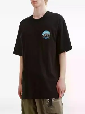 FINGERCROXX Graphic Print T-shirt - Black