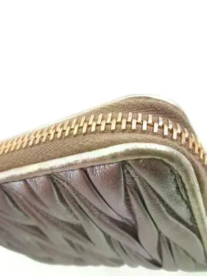 Miu Miu 2010-2025 Matelasse Nappa Coin Pouch - Gold