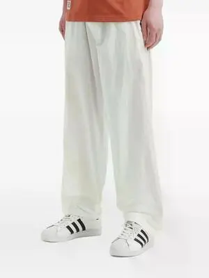 CHOCOOLATE Logo-patch Trousers - Neutrals