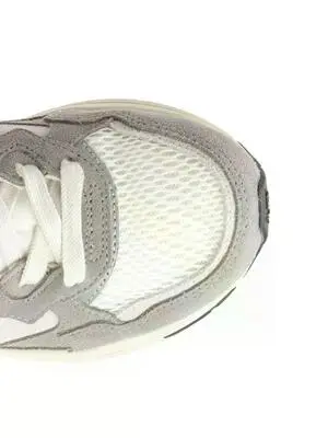 AUTRY Hyperway Panelled Sneakers - Grey