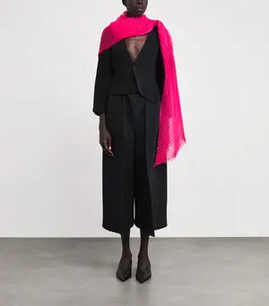 Issey Miyake Feather Pleats Stole - Pink