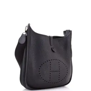 Hermès Evelyne Bag Gen Ii Clemence Gm - Black