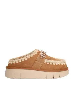 Mou Bounce Suede Clog With Letter Logo - Red