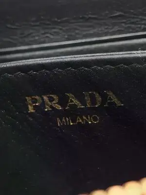 Prada 2000s Logo-plaque Wallet