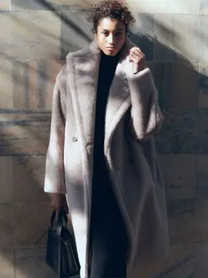 Max Mara Teddy Bear Icon Coat In Alpaca And Wool - Sand