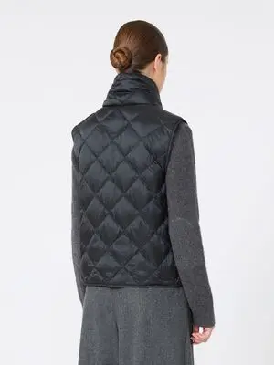 Max Mara Diamond-patterned Padded Gilet - Black