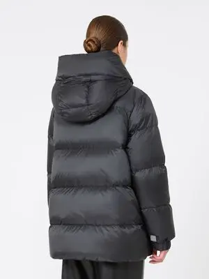 Max Mara Water-repellent Quilted Puffer Jacket - Black