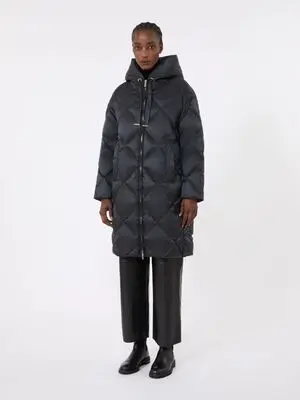 Max Mara Diamond Quilted Hooded Midi Puffer Jacket
