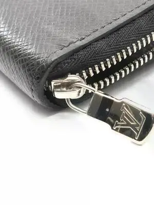 LOUIS VUITTON 2021 Ardoise Textured Leather Coin Purse - Black