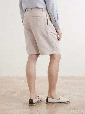 Brunello Cucinelli Wide-leg Pleated Linen And Cotton-blend Shorts