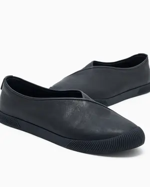 Giorgio Armani Leather Slip-ons