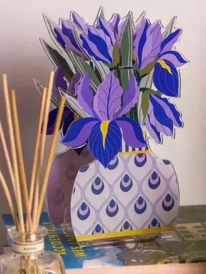 VESTA Small Iris Geometric-pattern Diffuser