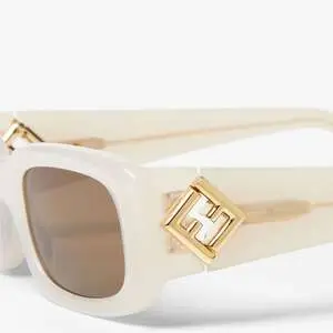 Fendi Ff Diamonds Sunglasses - White