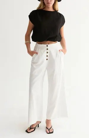 CRESCENT Cap-sleeve Bubble Hem Top - Black