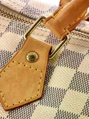 LOUIS VUITTON Damier 30 Satchel