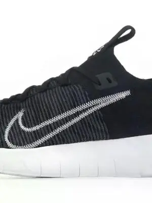 Nike Free Rn Sneakers