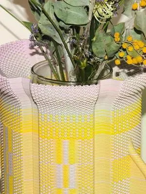 WONTEK Ancient Aliens Geometric-shape Vase