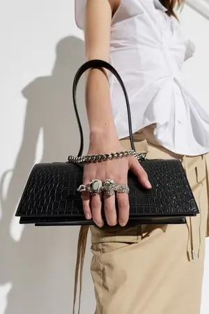 Alexander McQueen Leather Shoulder Bag - Black