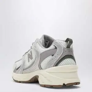 NEW BALANCE 530 Sneakers - Grey