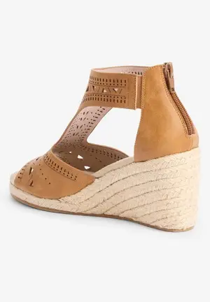 COMFORTVIEW The Honey Wedge Sandal - Tan