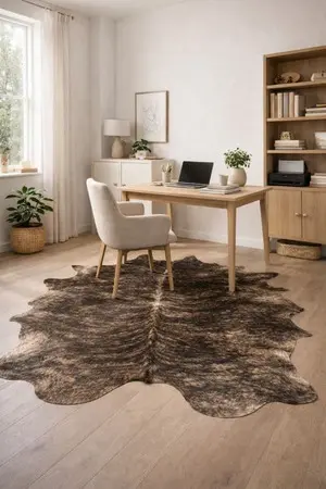 RHACAM Eco Hides Cowhide Rug 7'6" × 6'3"