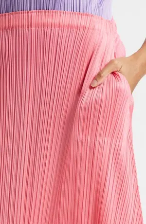 Issey Miyake Pleated Midi Skirt - Pink