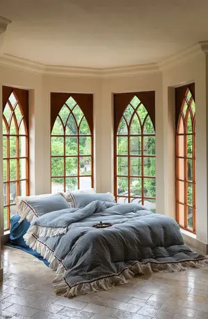 EVER LASTING Gingham Floral Ruffle Bedding Set