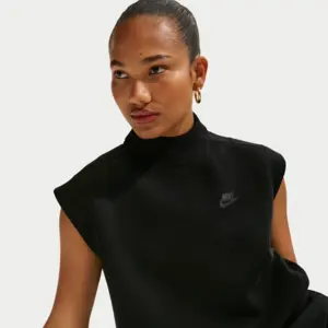 Nike Tech Fleece Short-sleeve Top - Black