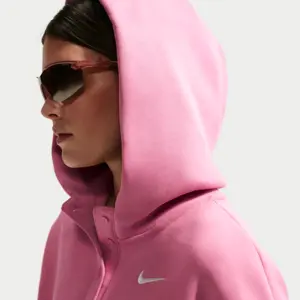 Nike Phoenix Fleece Oversized Cropped Henley Hoodie - Pink