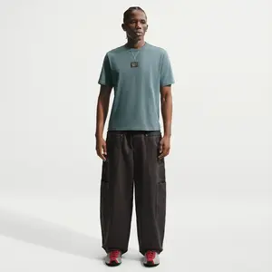 Nike Sportswear Premium Essentials T-shirt