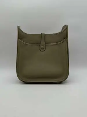 Hermès Evelyne Iii Sauge Taurillon Clemence With Palladium Hardware - Green