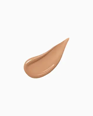 Giorgio Armani 7 Medium Tan Cool Peach, Luminous Silk Natural Glow Blurring Foundation With 24- Hour Wear 30ml - Beige