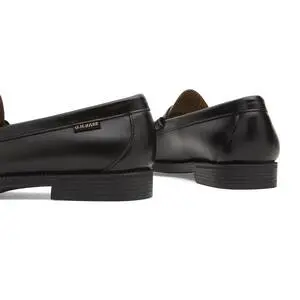 G.H. BASS & CO. Larson Loafer - Black Leather