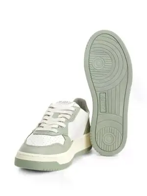 AUTRY Medalist Leather Sneakers With Embroidered Logo - Grey
